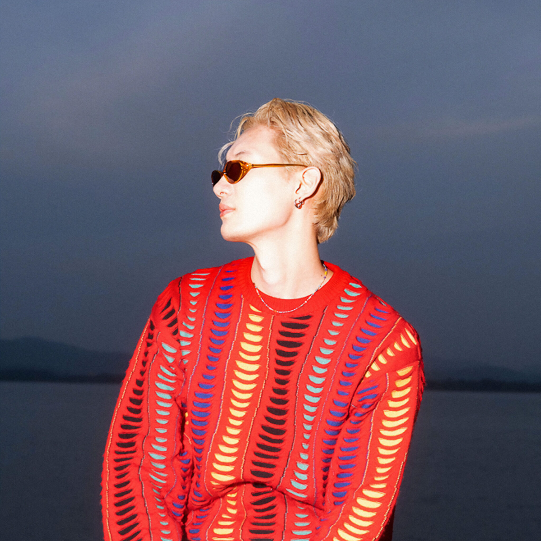 JAMES ALYN UNVEILS DEBUT SOLO ALBUM “2019” - WEEAVE